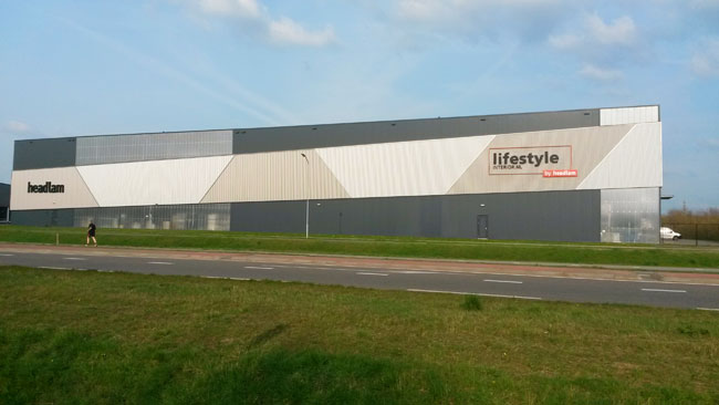 Headlam showt in nieuwe jas - Interieurjournaal.com